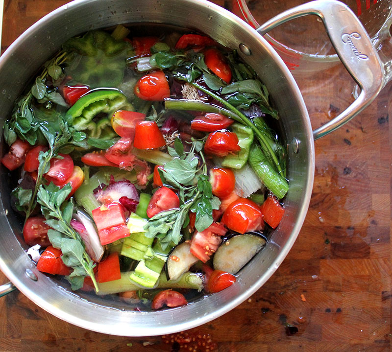 Homemade Vegetable Stock - Vegetarian 'Ventures